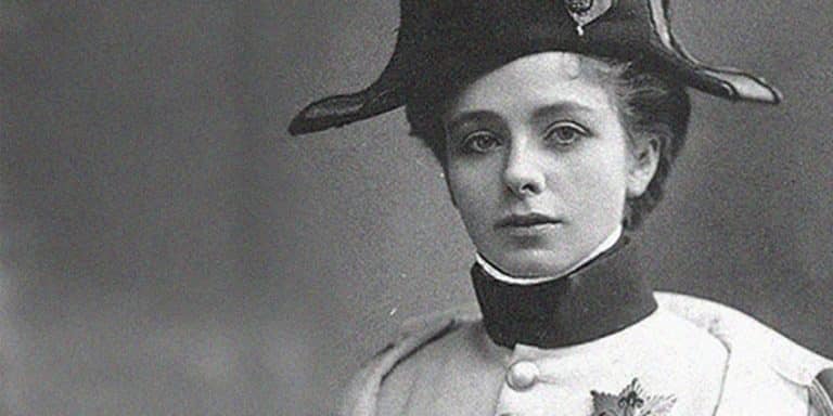 Mercedes de Acosta, la lesbiana furiosa | Mujer en la Historia